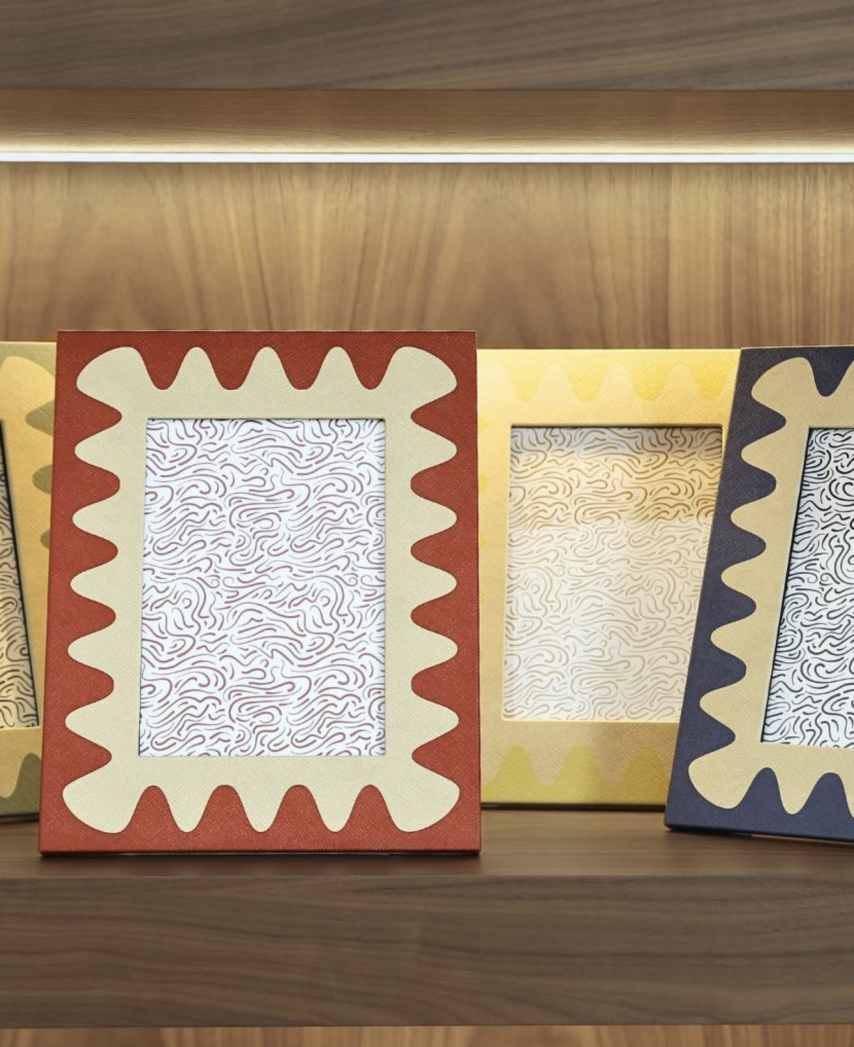 ZIG ZAG FRAME - oikos